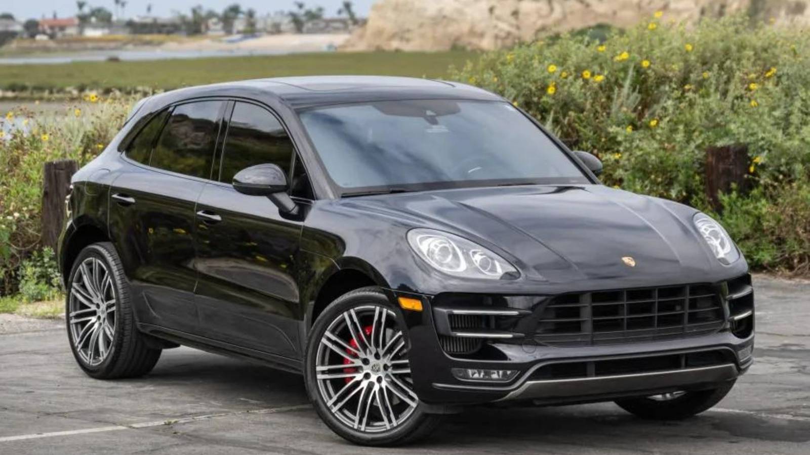 Porsche Macan Interior Evolution: From Classic Cockpit To Tech Oasis ...