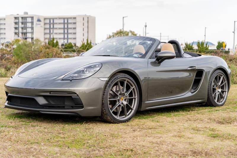 BMW Z4 Vs. Porsche 718 Boxster