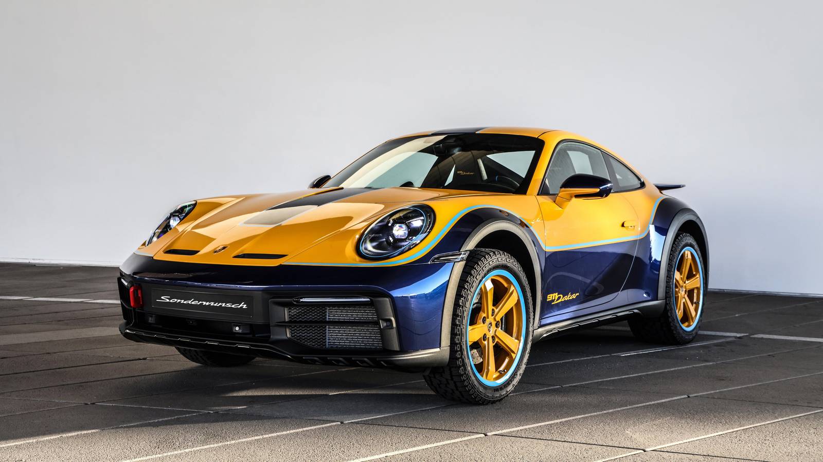 Stunning Sounderwunsh 911 Dakar Marks The End Of The 2,500 Unit ...