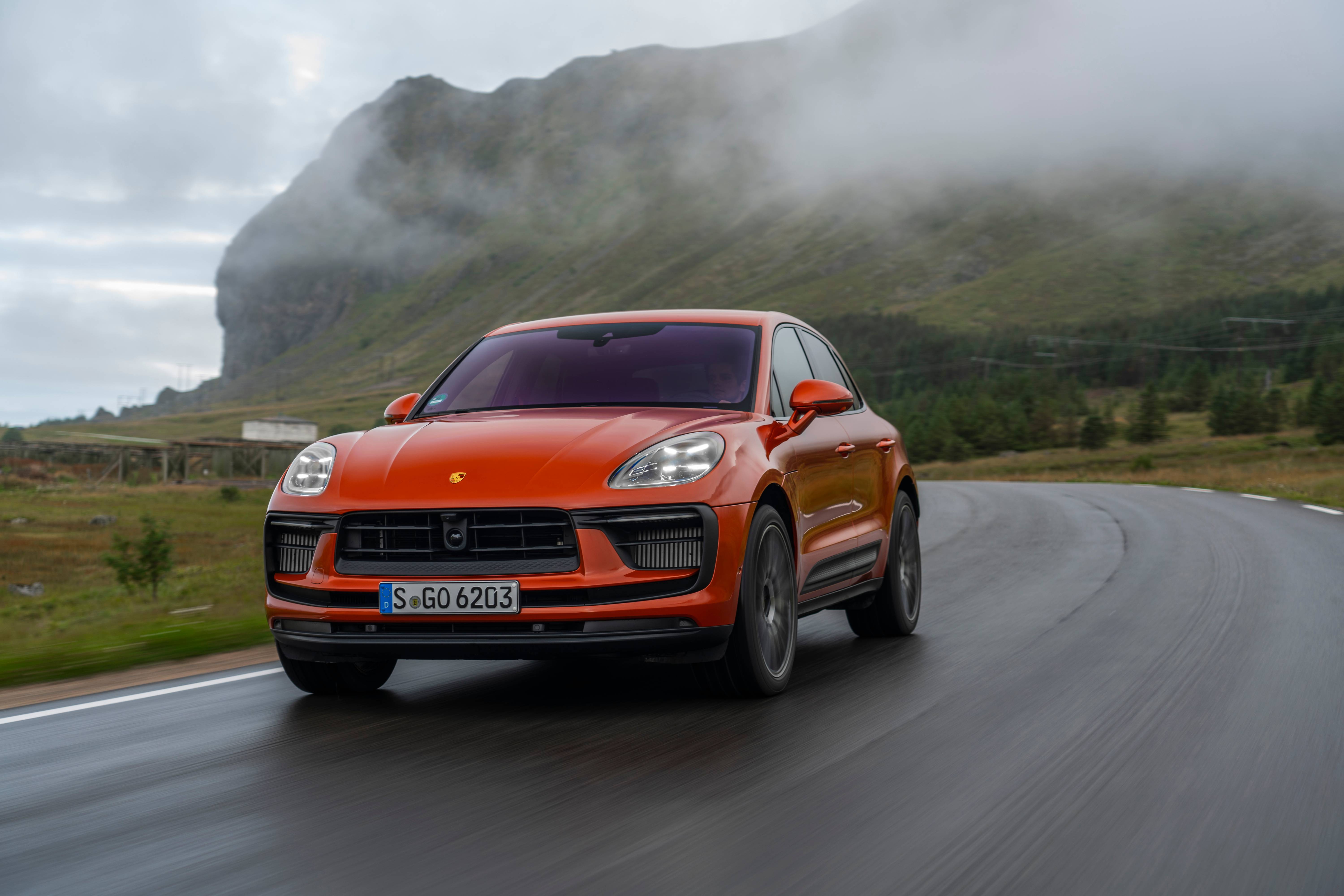 2025 Porsche Macan: Overview, Specifications and Price