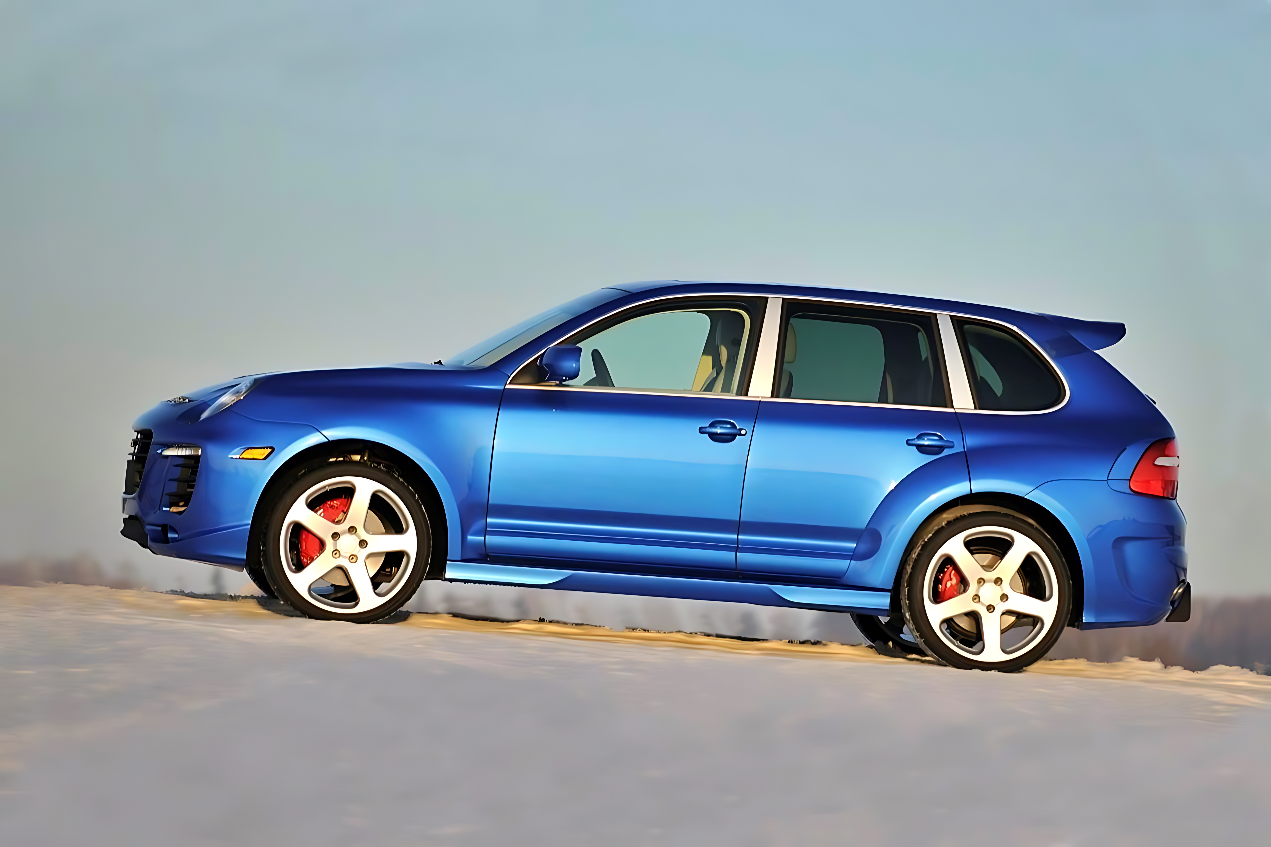 2009 RUF Dakara: A Cayenne With A 911 Face