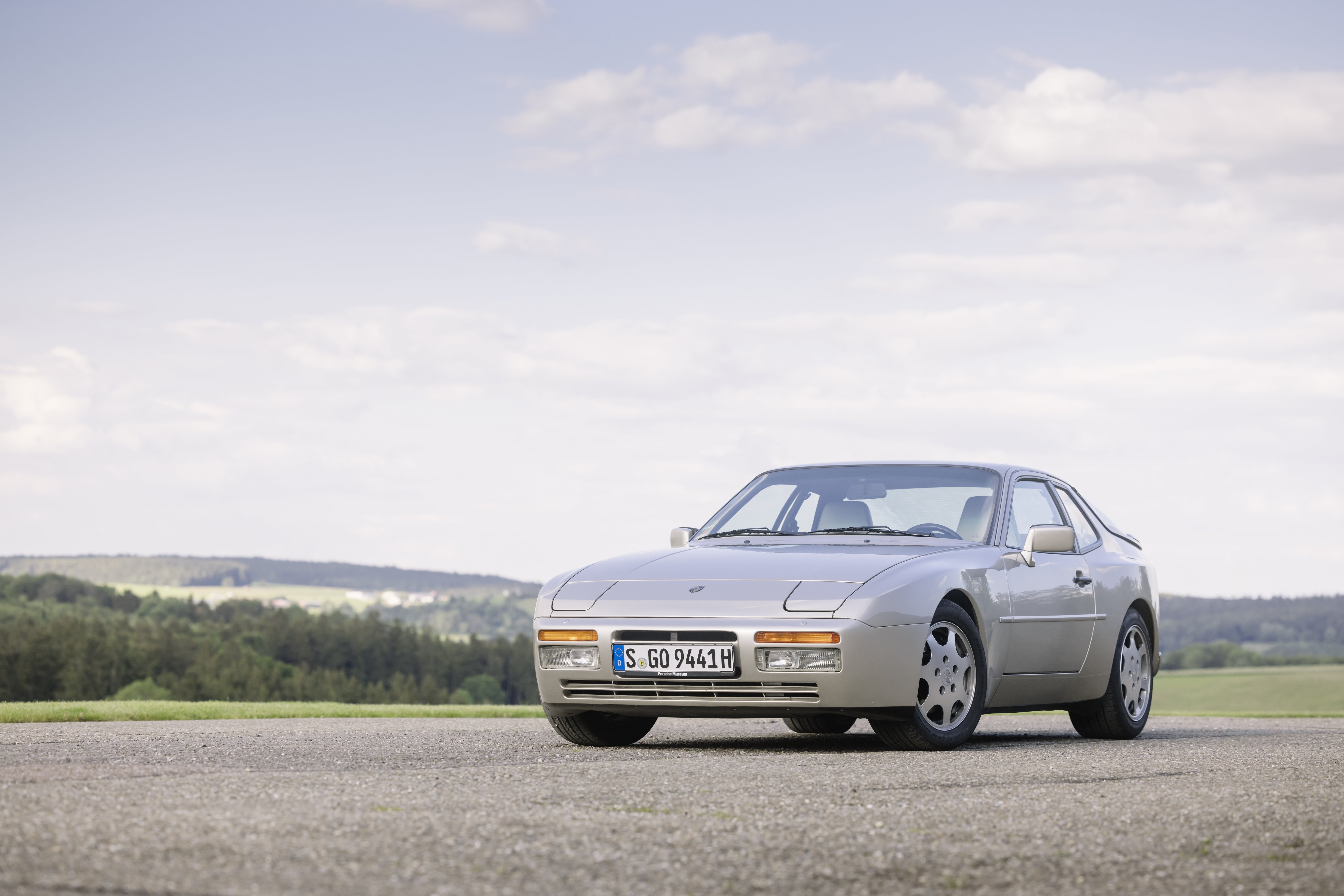 1986 Porsche 944 Turbo: A Timeless Classic That Won't Break The Bank