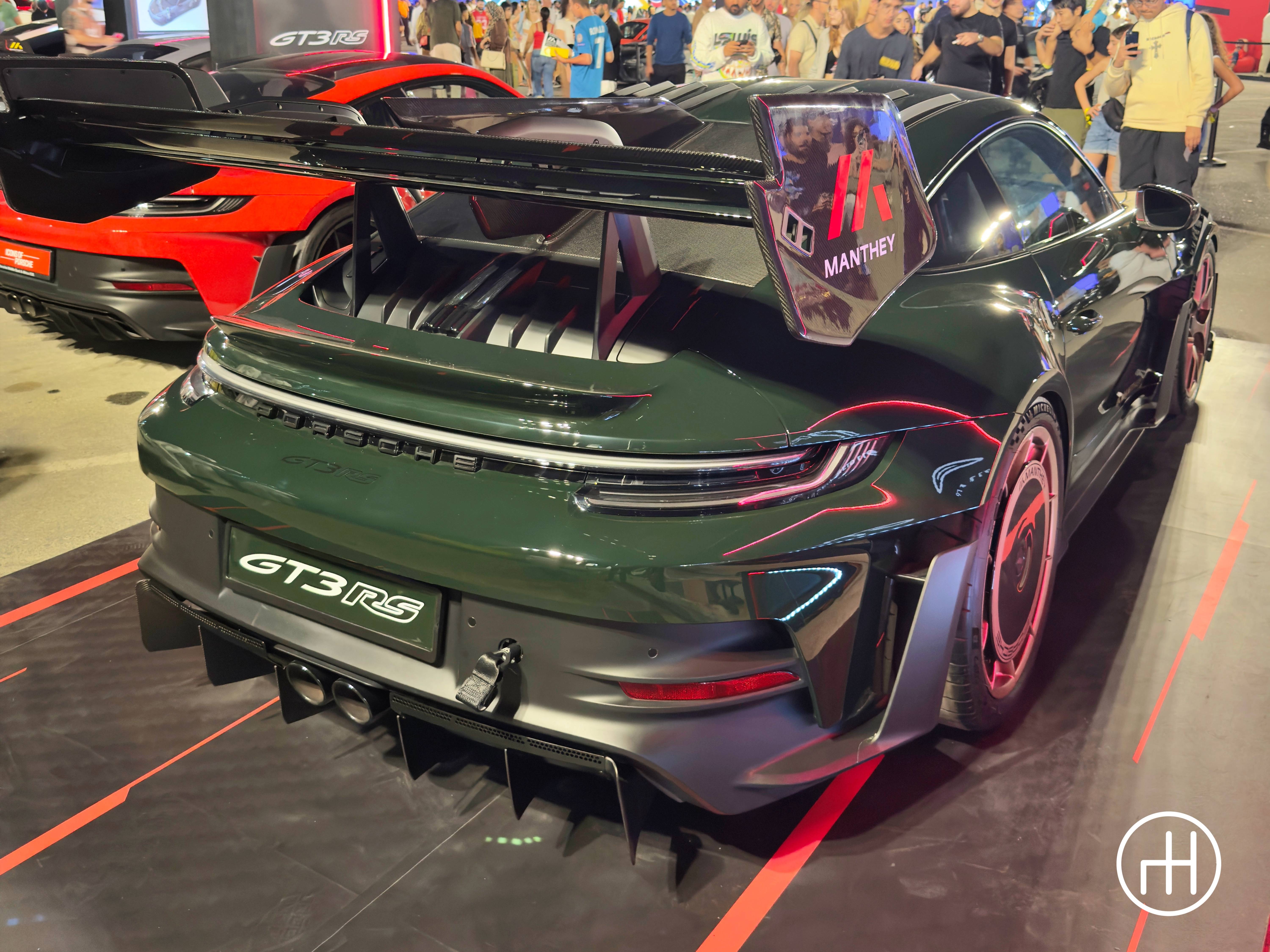911 GT3 RS MR Vs. 992.1 GT3 RS: Which One Would You Choose?