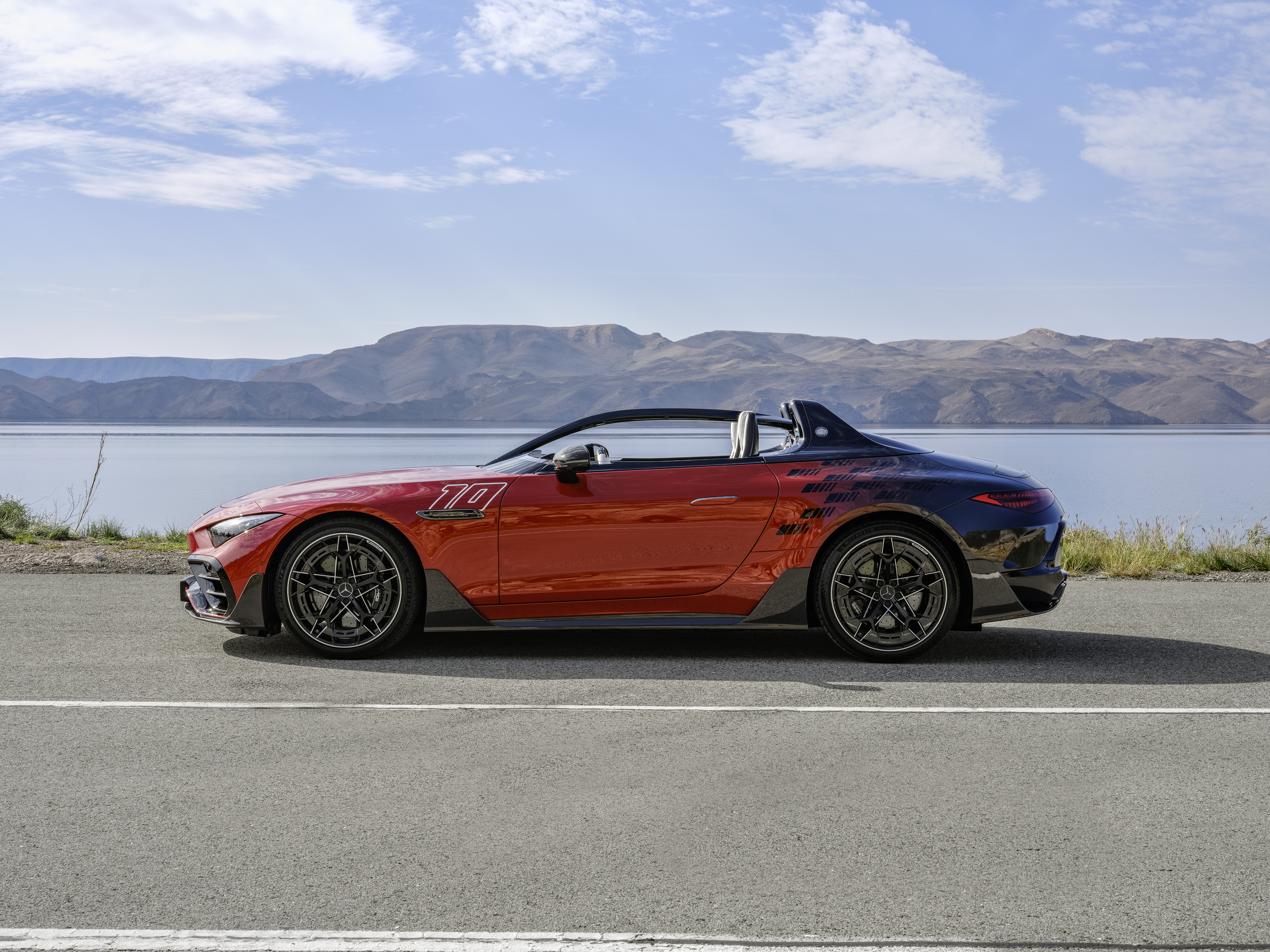 2025 Mercedes-AMG PureSpeed